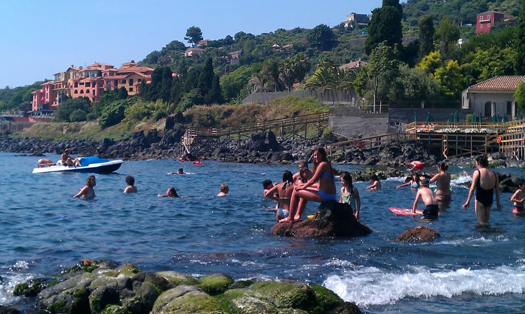 Top 10 cele mai frumoase plaje din Sicilia - zona Catania
