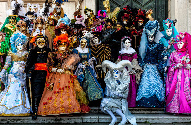 Explorand carnavalul din Venetia: cele mai frumoase imagini